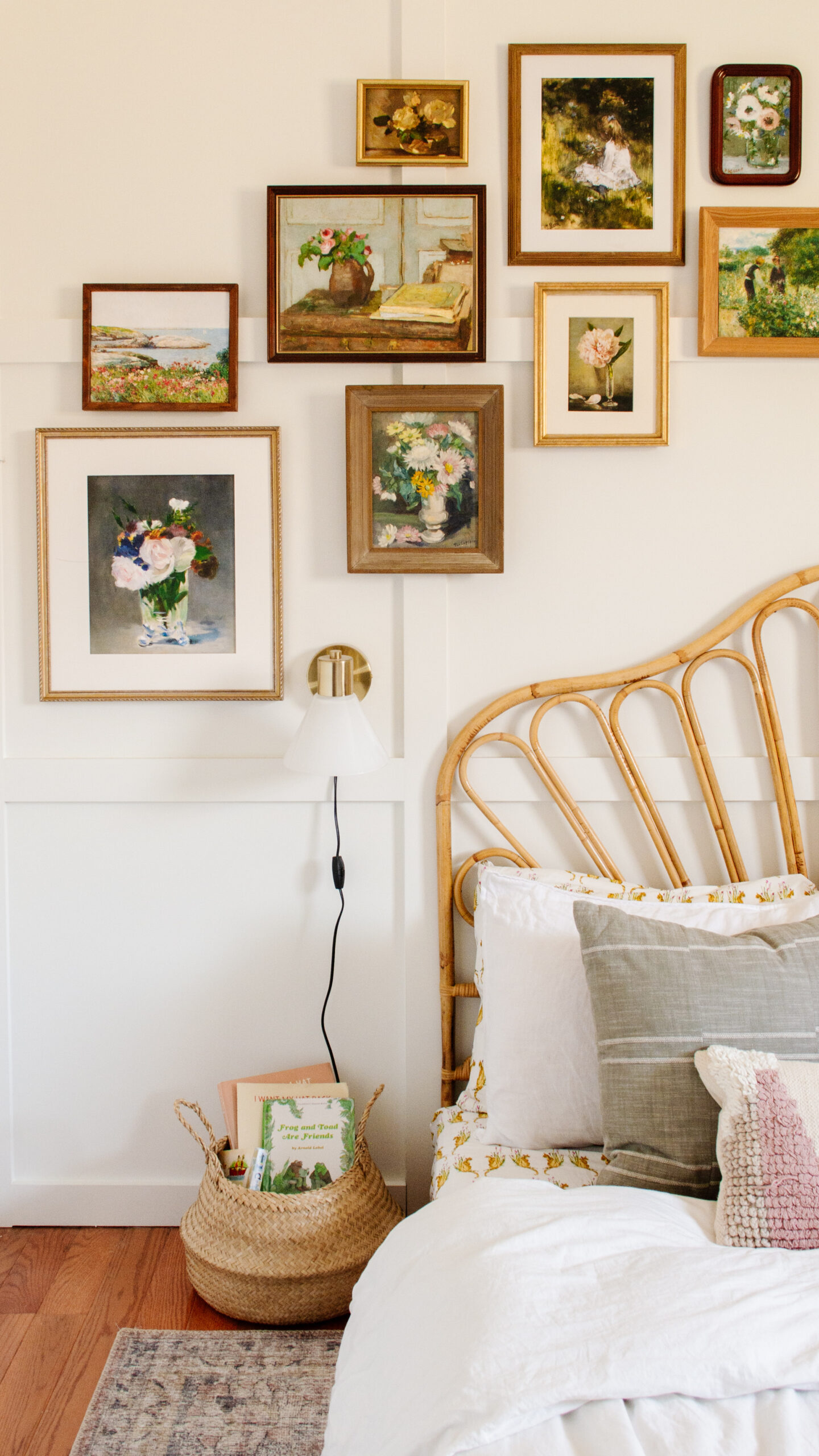 How to Create a Collected Gallery Wall